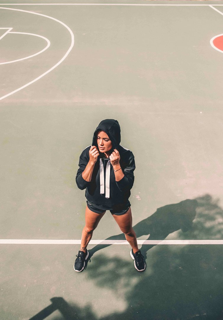 Yvette Brand huppari, musta - Yvette.fi -verkkokauppa